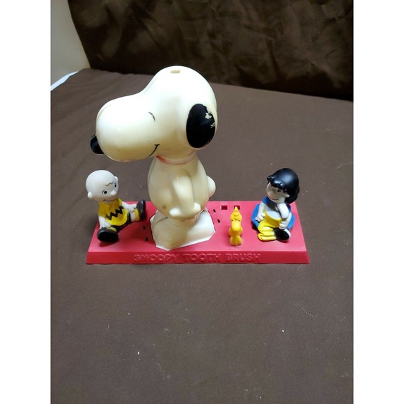 Other | Peanuts Avon Charlie Brownsnoopy Book And Non Working Electric ...